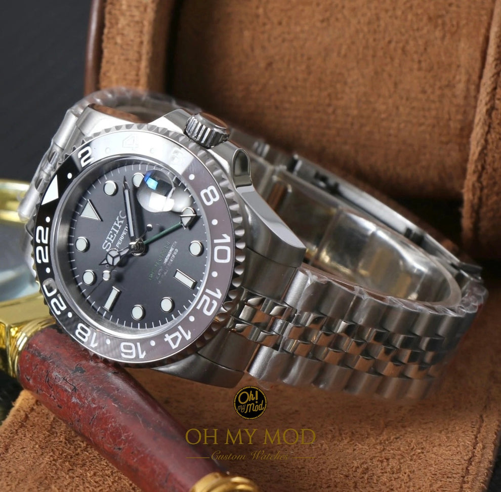 Seiko Mod GMT Master II “Bruce Wayne" – Oh My Mod Watches