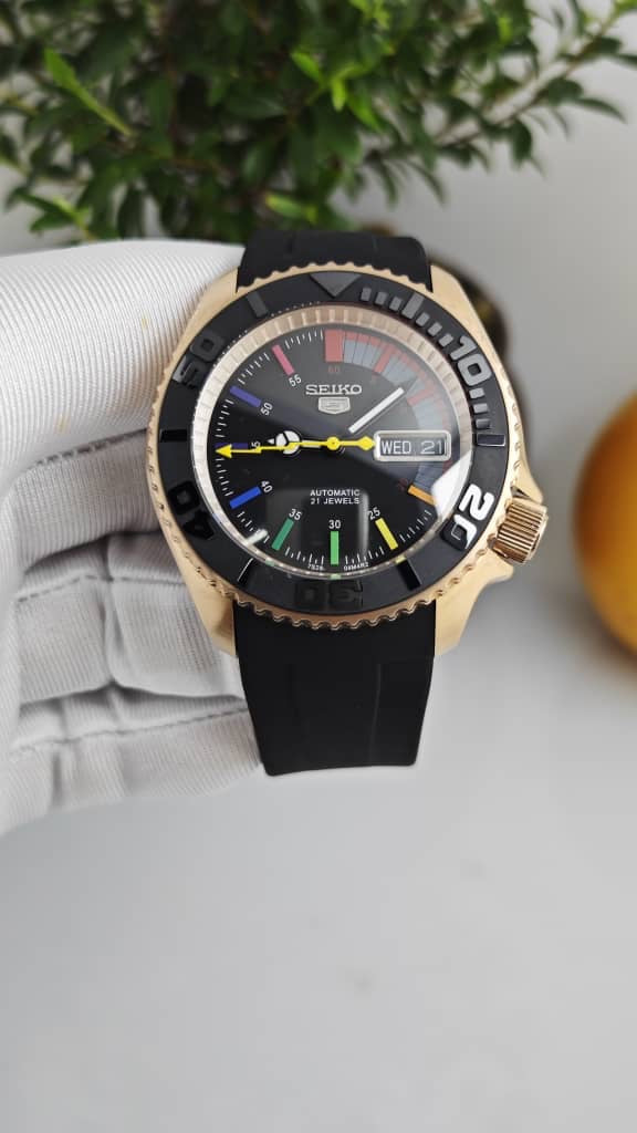 Seiko Mod SKX007 “Rose Gold Rainbow” (reloj totalmente personalizado ...